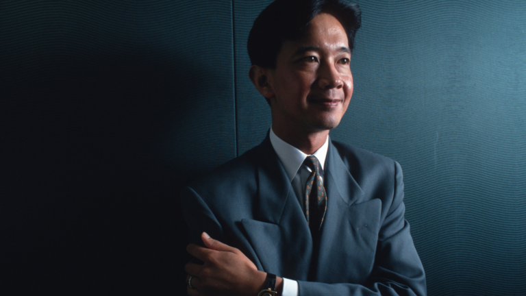 Dickson Poon: Pengusaha Sukses Asal Hong Kong - SwaraWarta.co.id